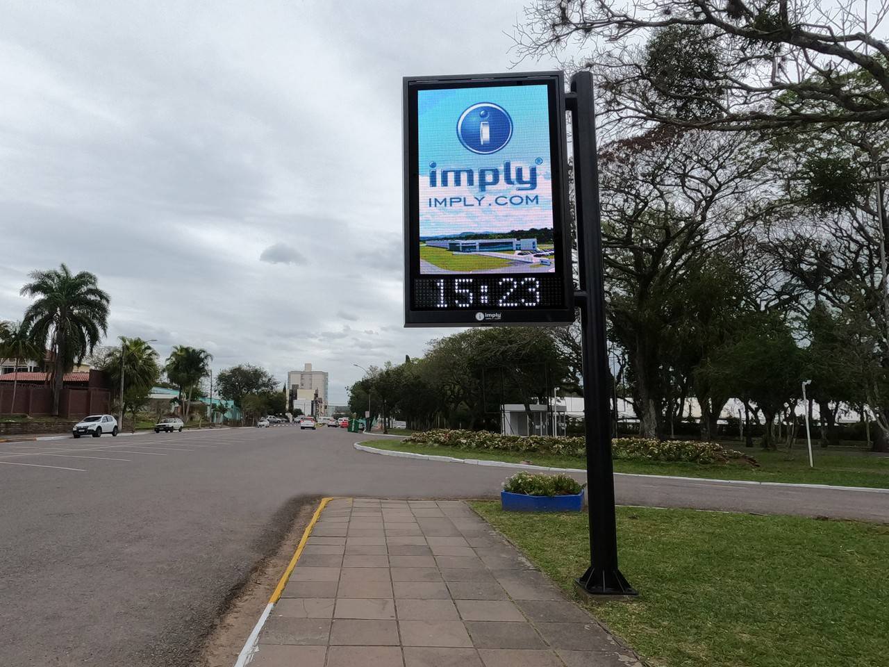 Painel de Led para propaganda: benefícios de investir em um