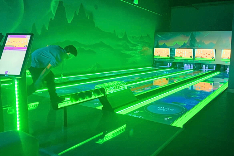 GogoPlanet opens in Costa Rica with 6 Bowling Lanes