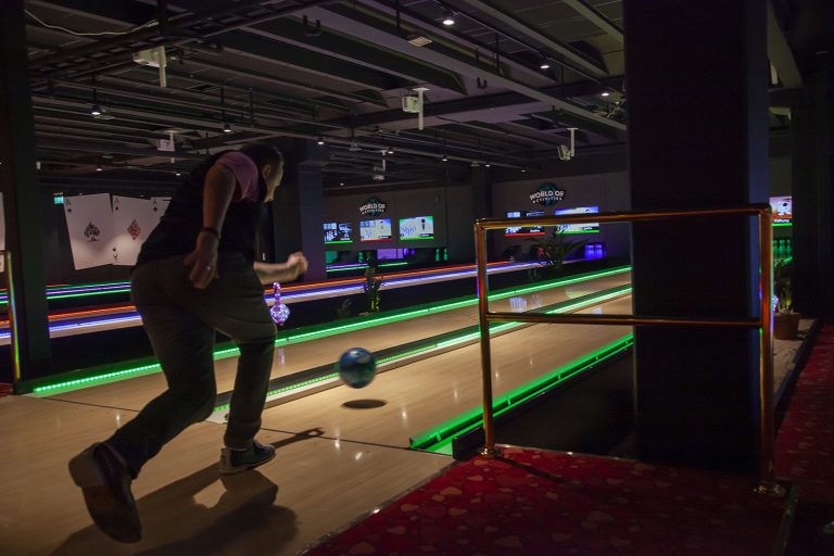 Saiba como jogar boliche! | Imply® Tecnologia