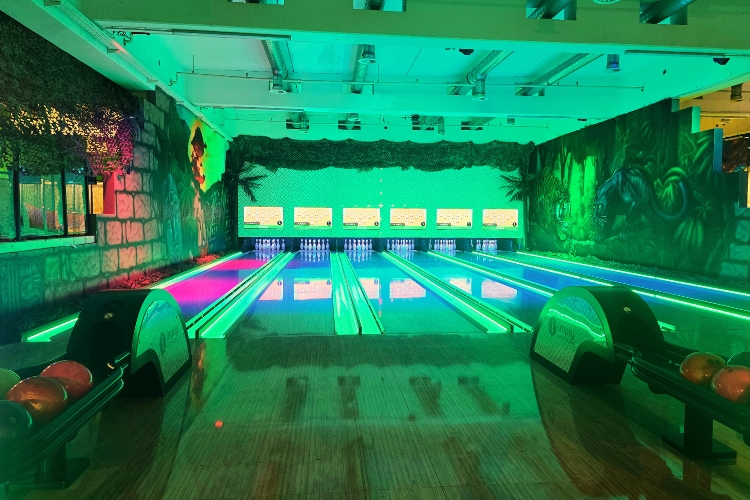 Jungle Adventure Opens in Germany with Imply® Bowling Lanes